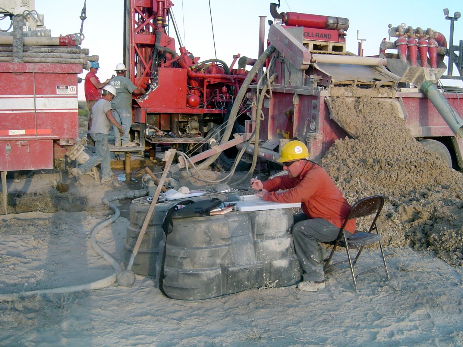 What Does Mud Engineer Do? - Salary - Jobs - Drilling Manual